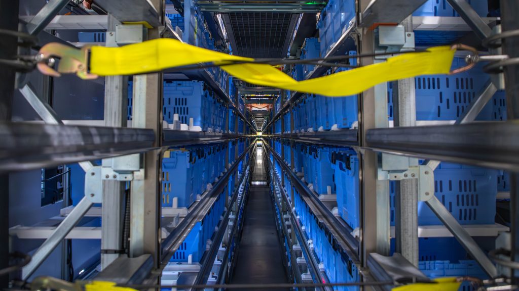 Walmart's fully automated warehouses -- PYMNTS.com | 8th & Walton