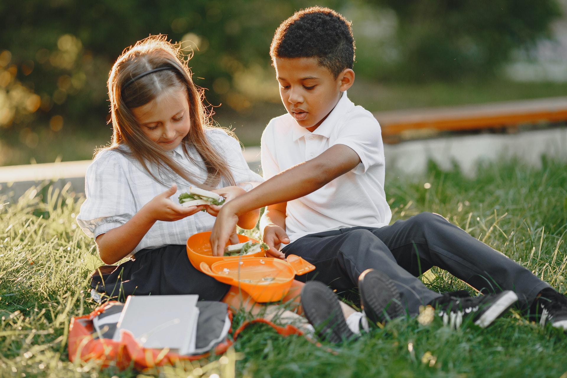 Sam's Club touts lunch box savings -- SamsClub.com | 8th & Walton